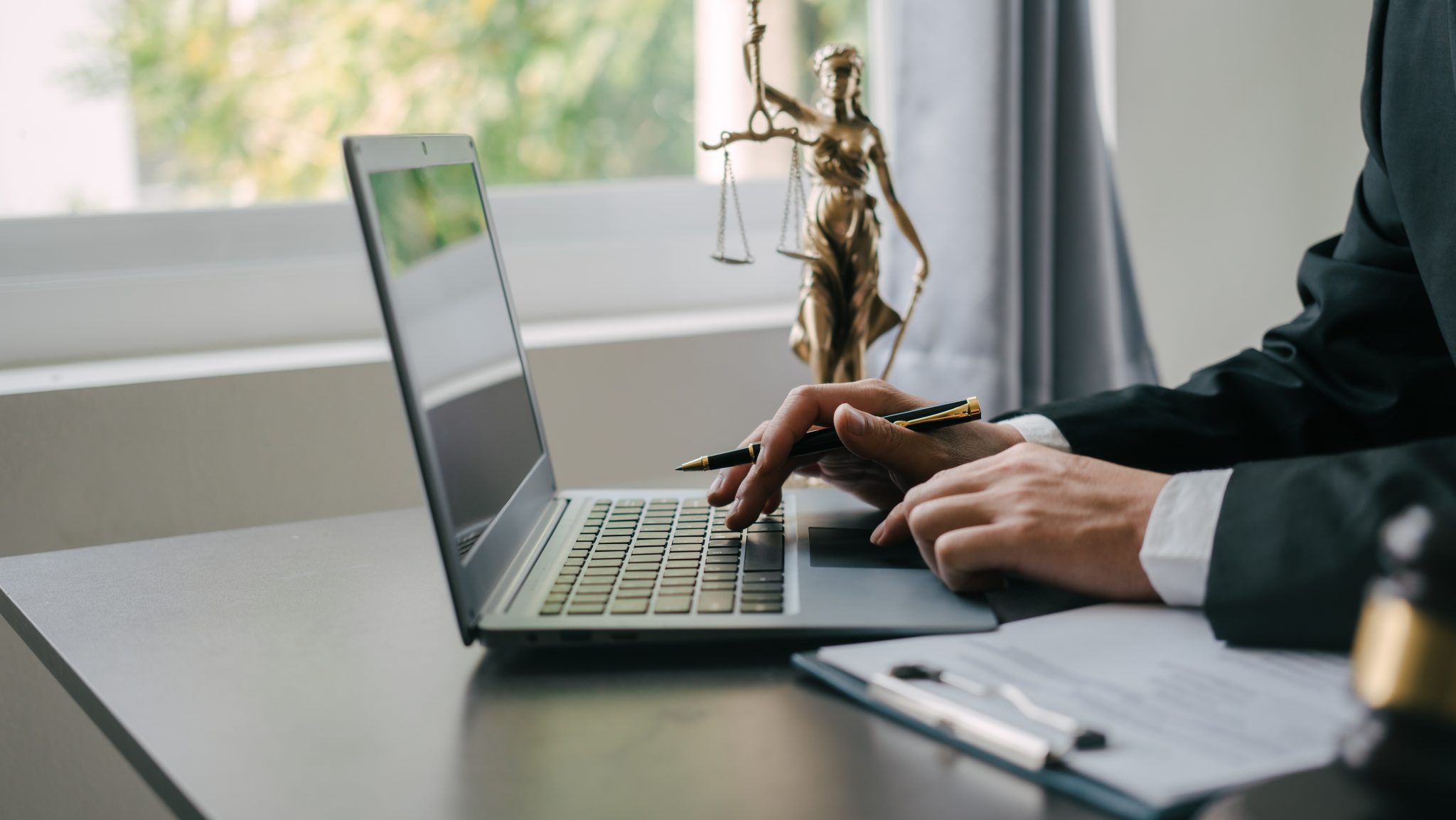 Court Reporting Company | Expert Court Reporting Company - Courtsribes